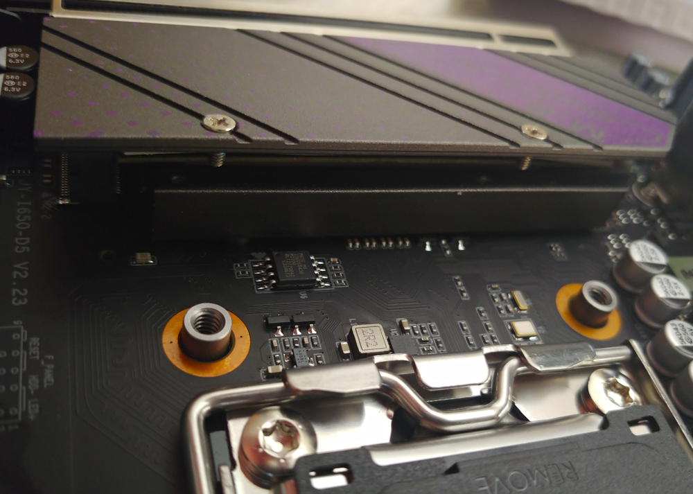 Why you shouldn't buy Chinese motherboards (JGINYUE B650i Why you shouldn't buy Chinese motherboards (JGINYUE B650i