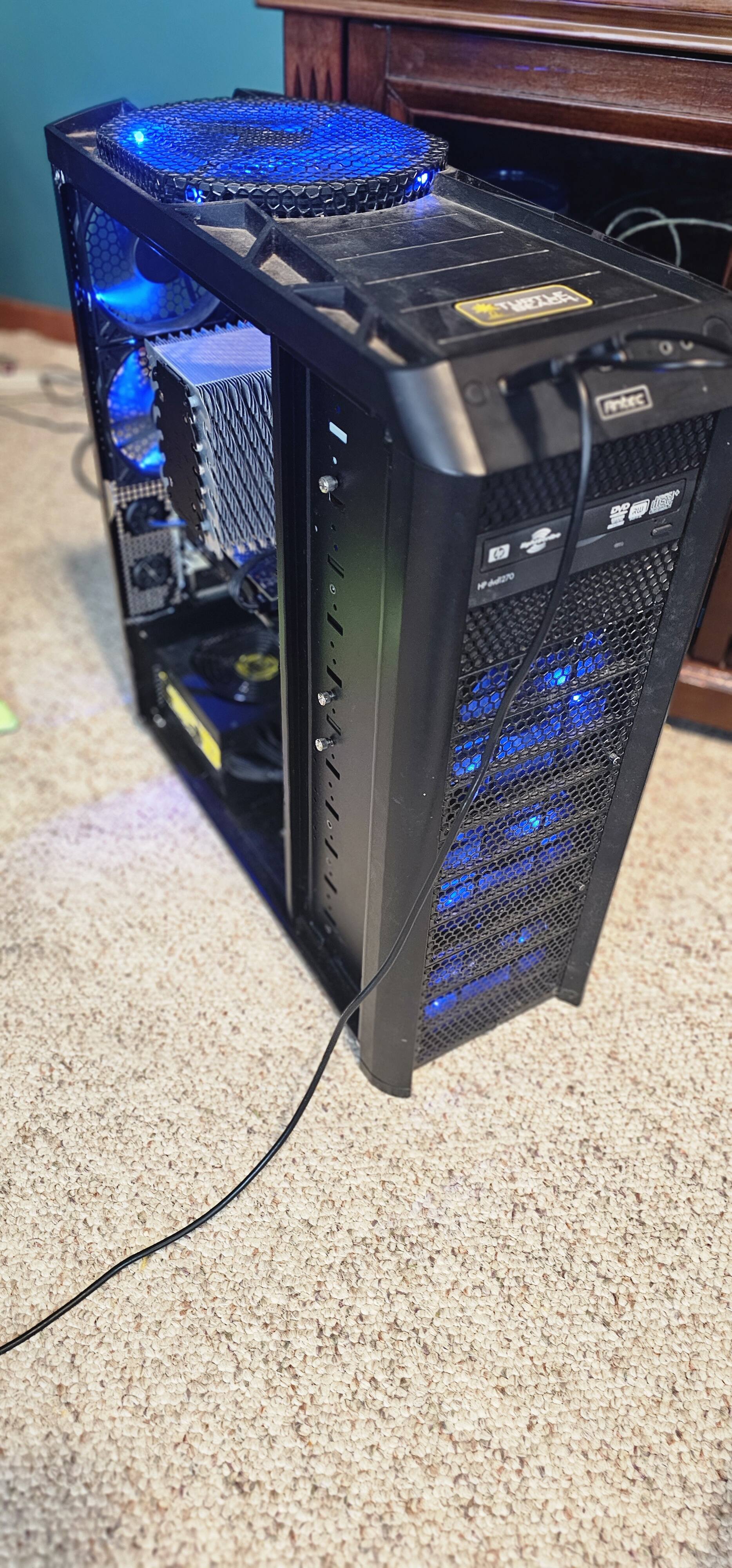 Matt's old computer junk build - Build Logs - Linus Tech Tips